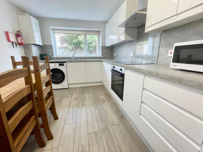 5 bedroom house for rent Brunswick Street, Swansea, SA1 4JP | UniHomes