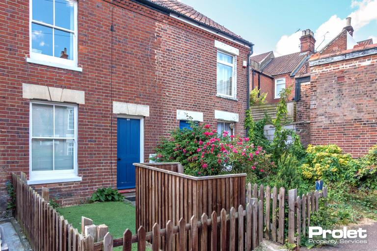 3 bedroom house for rent Rose Valley, Norwich, NR2 2PX | UniHomes