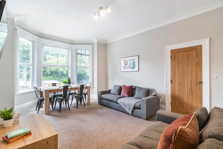 6 bedroom house for rent Delph Lane, Leeds, LS6 2HQ | UniHomes