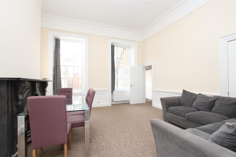 3 bedroom apartment for rent 8 Brunswick Square, Bristol, BS2 8PE ...