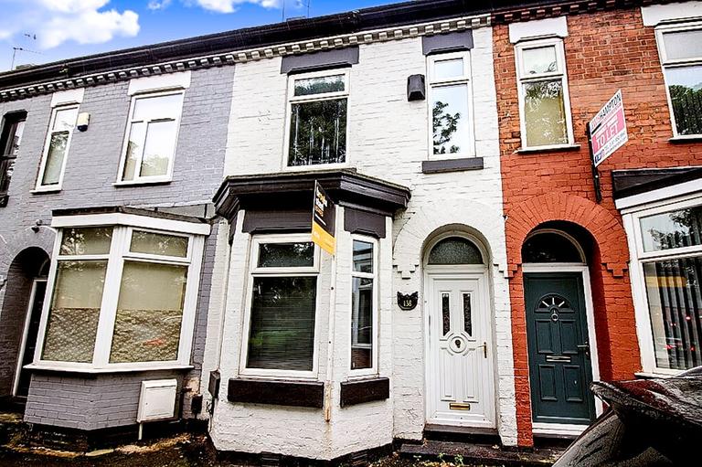 3 bedroom house for rent Fitzwarren Street, Manchester, M6 5RS | UniHomes